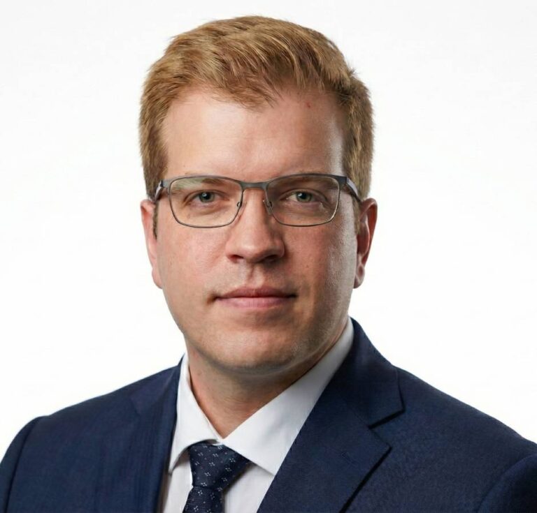 Matthew Senko – DresslerPeters